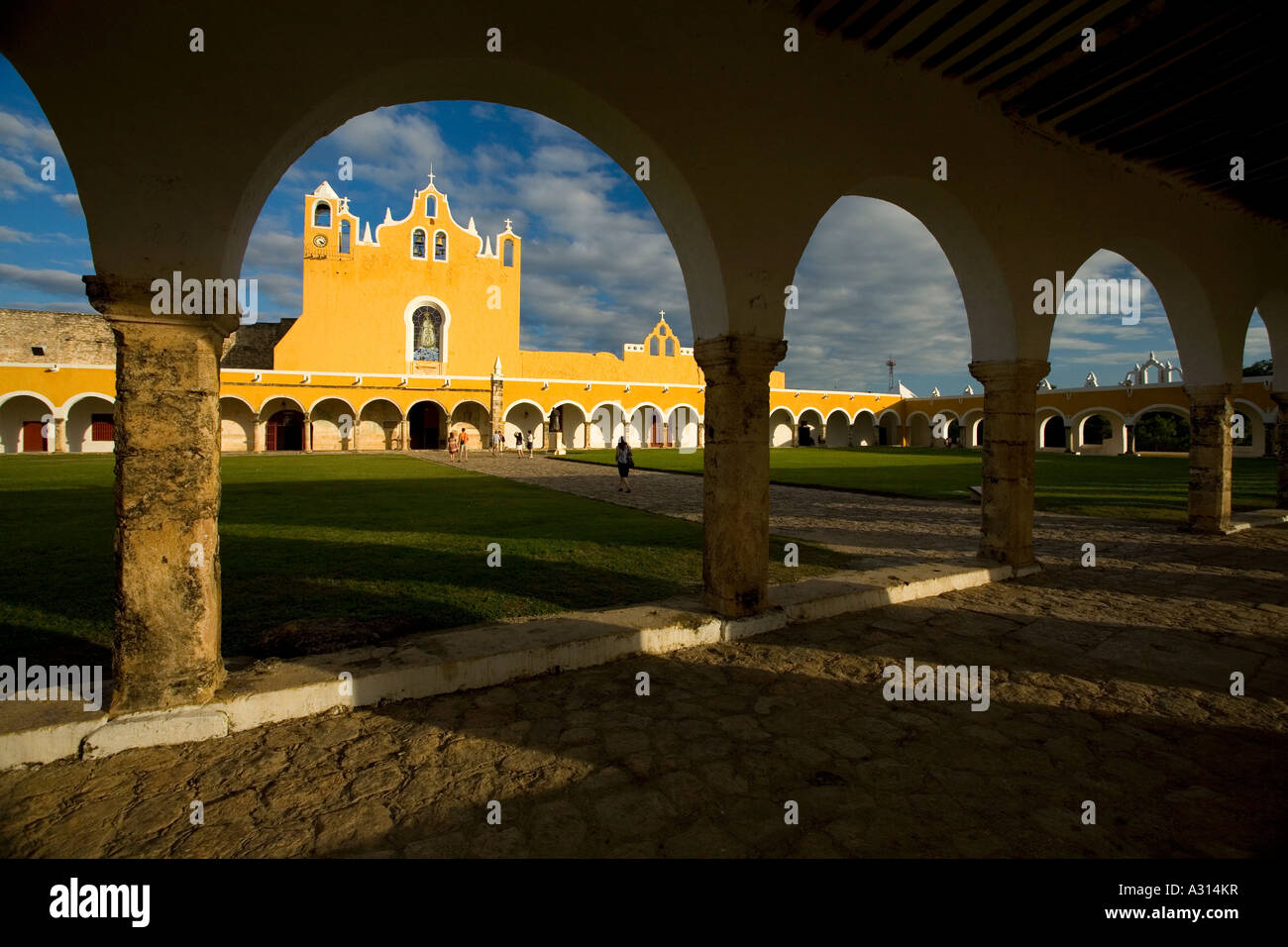 The Franciscan convent of San Antonio de Padua in Izamal Mexico Stock ...