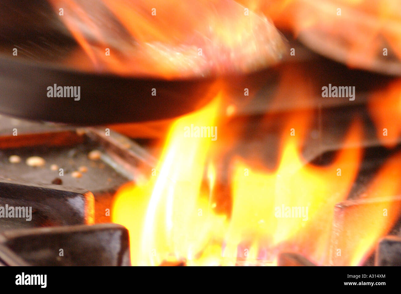 Flash frying hi-res stock photography and images - Alamy