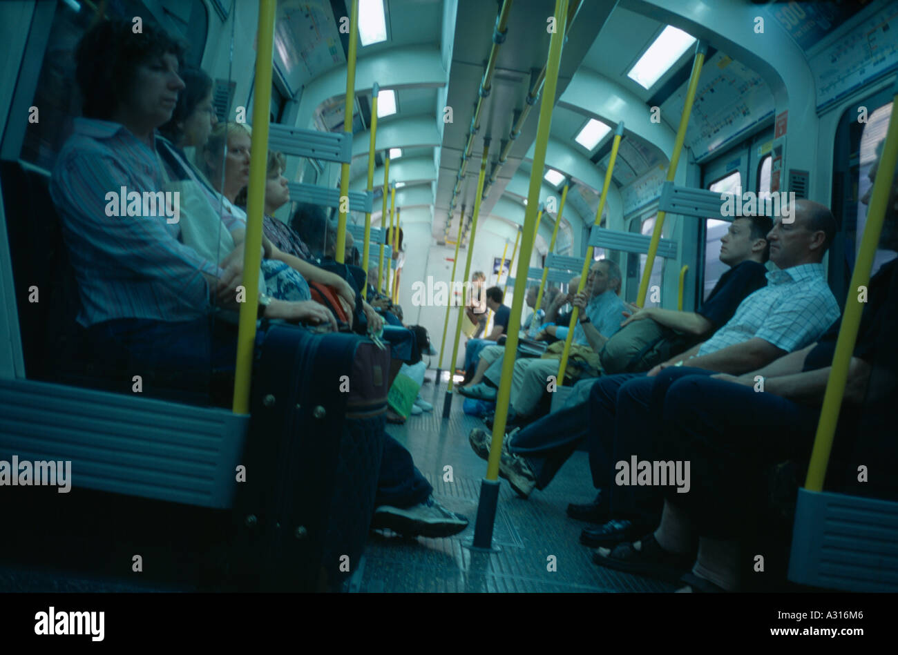 View through london underground hi-res stock photography and images - Alamy