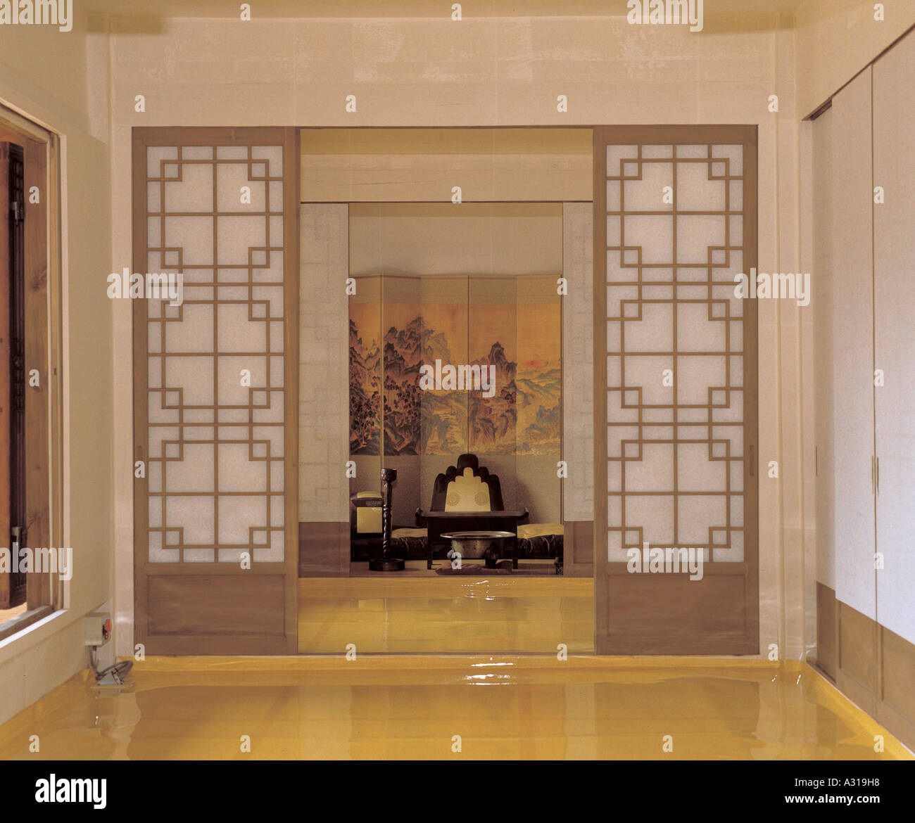 Korean traditional and normal room Stock Photo - Alamy