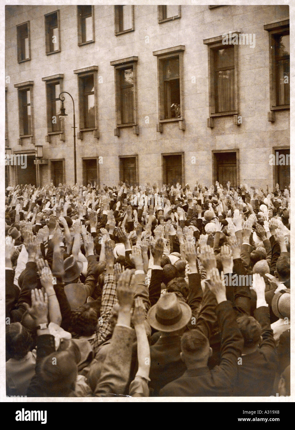 Hitler fuhrer 1934 hi-res stock photography and images - Alamy