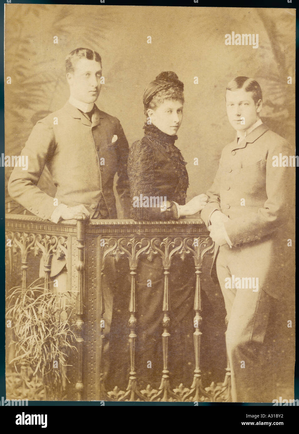 Brother v hi-res stock photography and images - Alamy