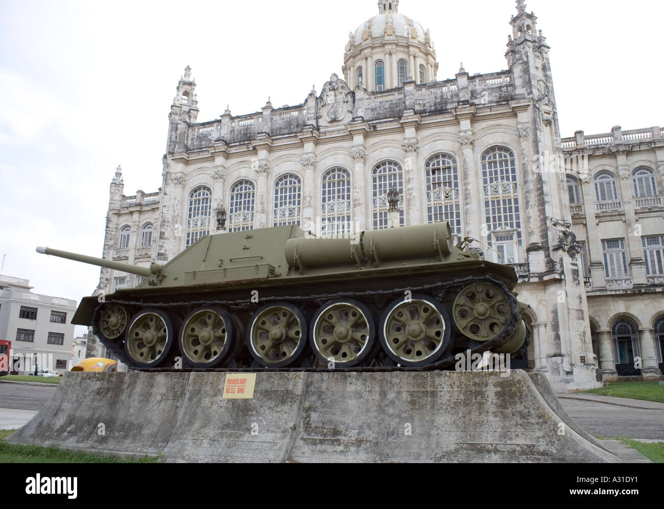 SAU -100 Soviet tank used in the Bay of Pigs invasion mounted outside ...