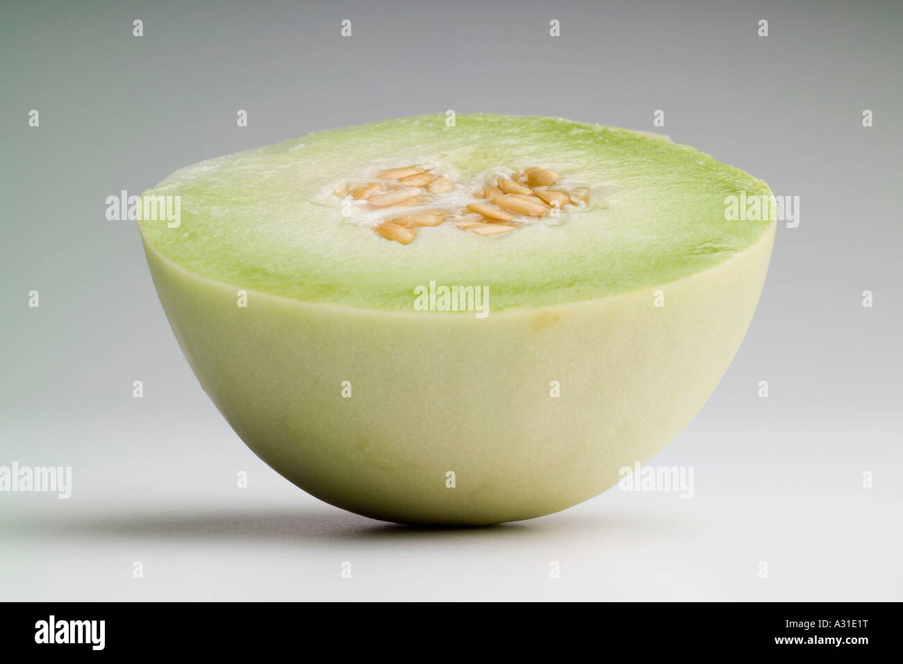 Cross section of honey dew melon Stock Photo - Alamy