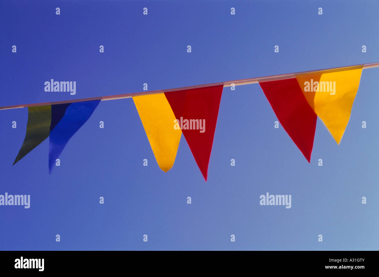 Visible strings hi-res stock photography and images - Alamy