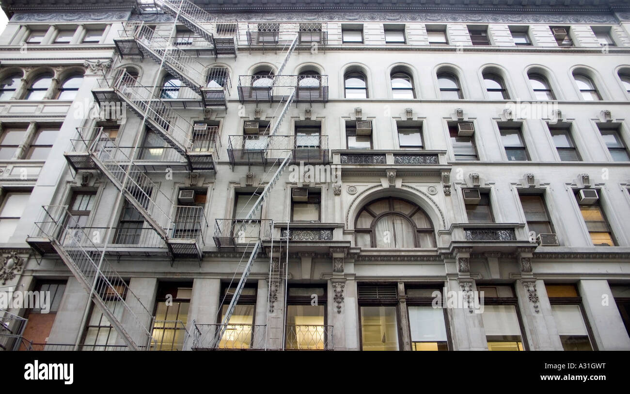 New York City six story building Stock Photo - Alamy