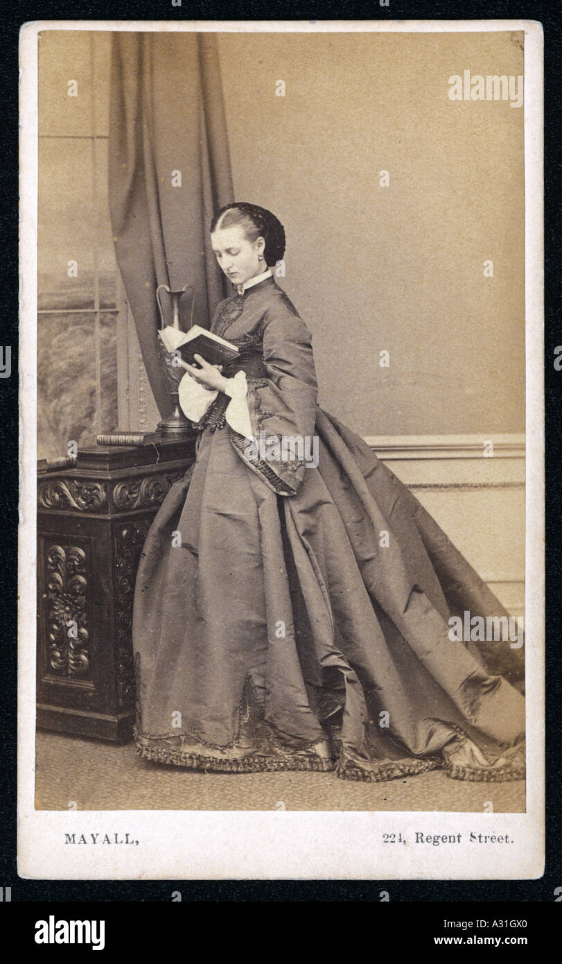 Alexandra mayall hi-res stock photography and images - Alamy