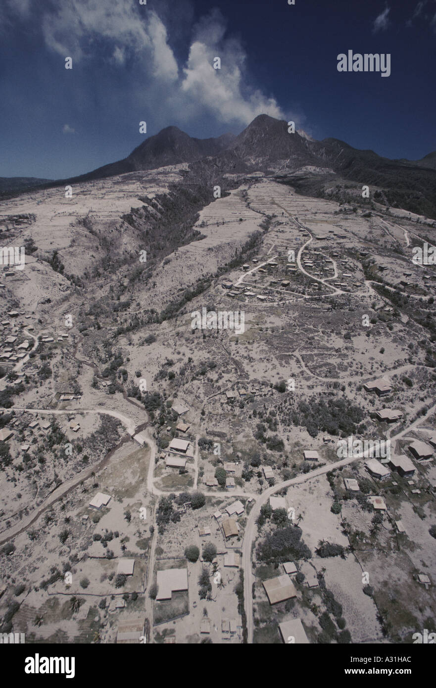 montserrat volcano eruption plymouth the capital is now an empty ghost ...