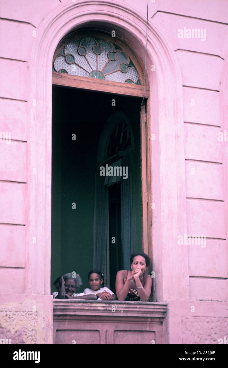 Three generations of cuban family hi-res stock photography and images ...