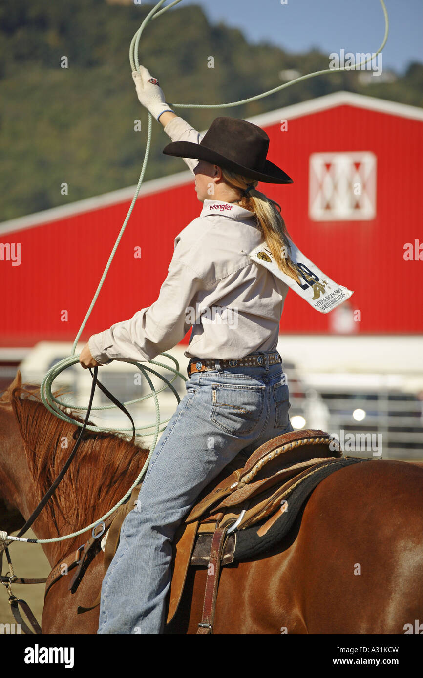 Cowgirl roping hi-res stock photography and images - Alamy