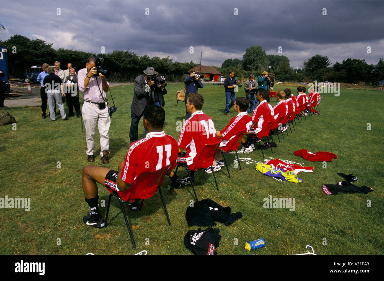 Charlton players hi-res stock photography and images - Alamy