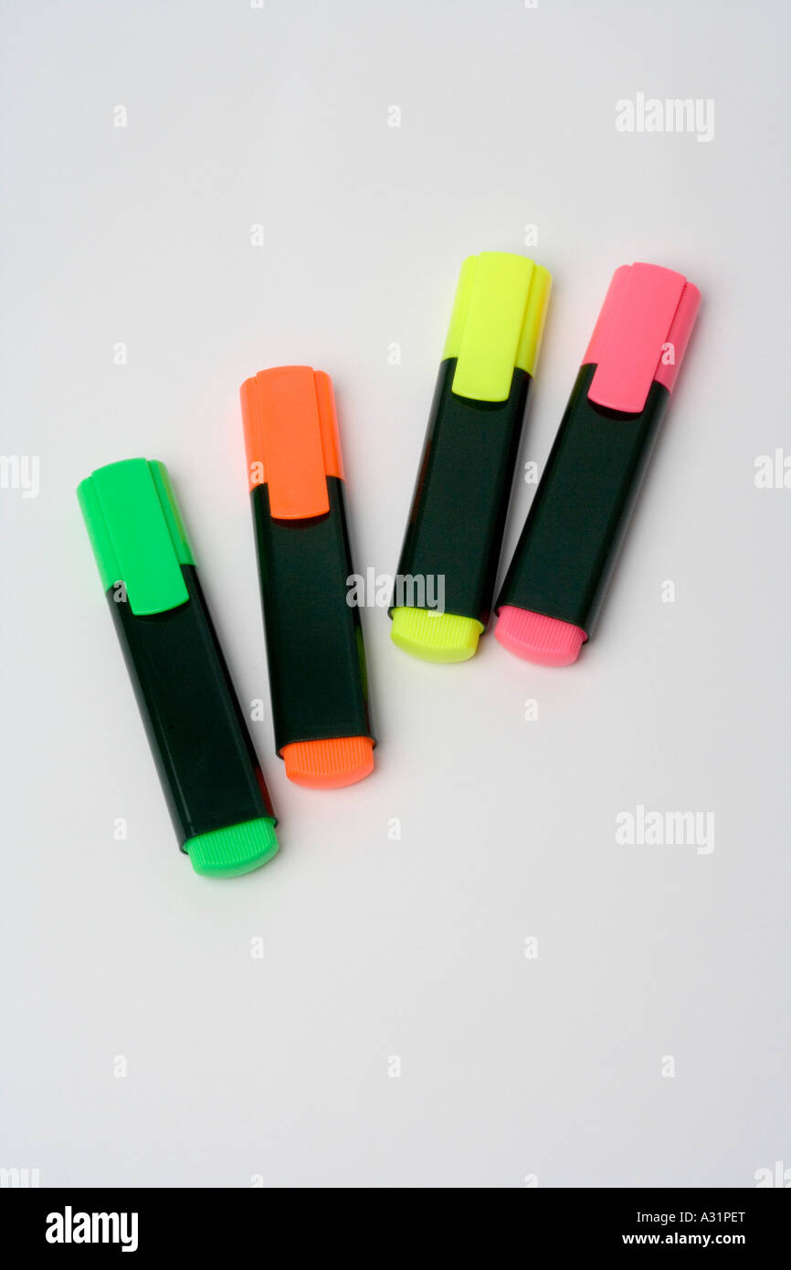 Highlighter pens hi-res stock photography and images - Alamy