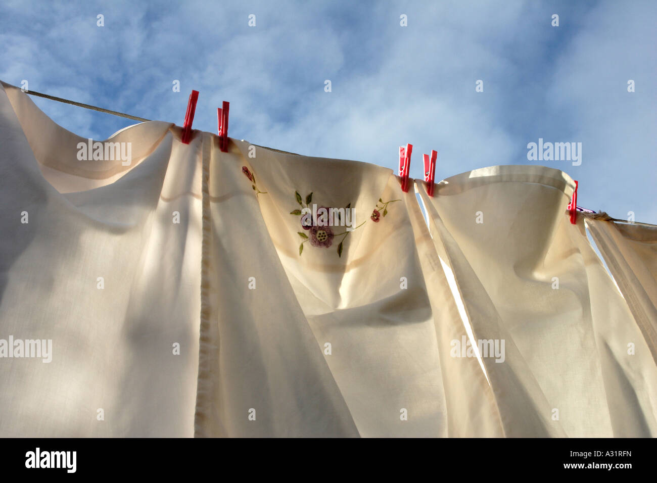 Sheets blowing in the wind hi-res stock photography and images - Alamy