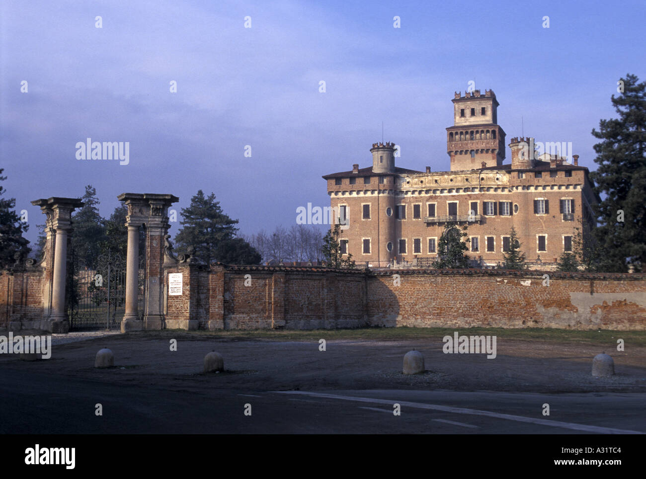 Chignolo po hi-res stock photography and images - Alamy