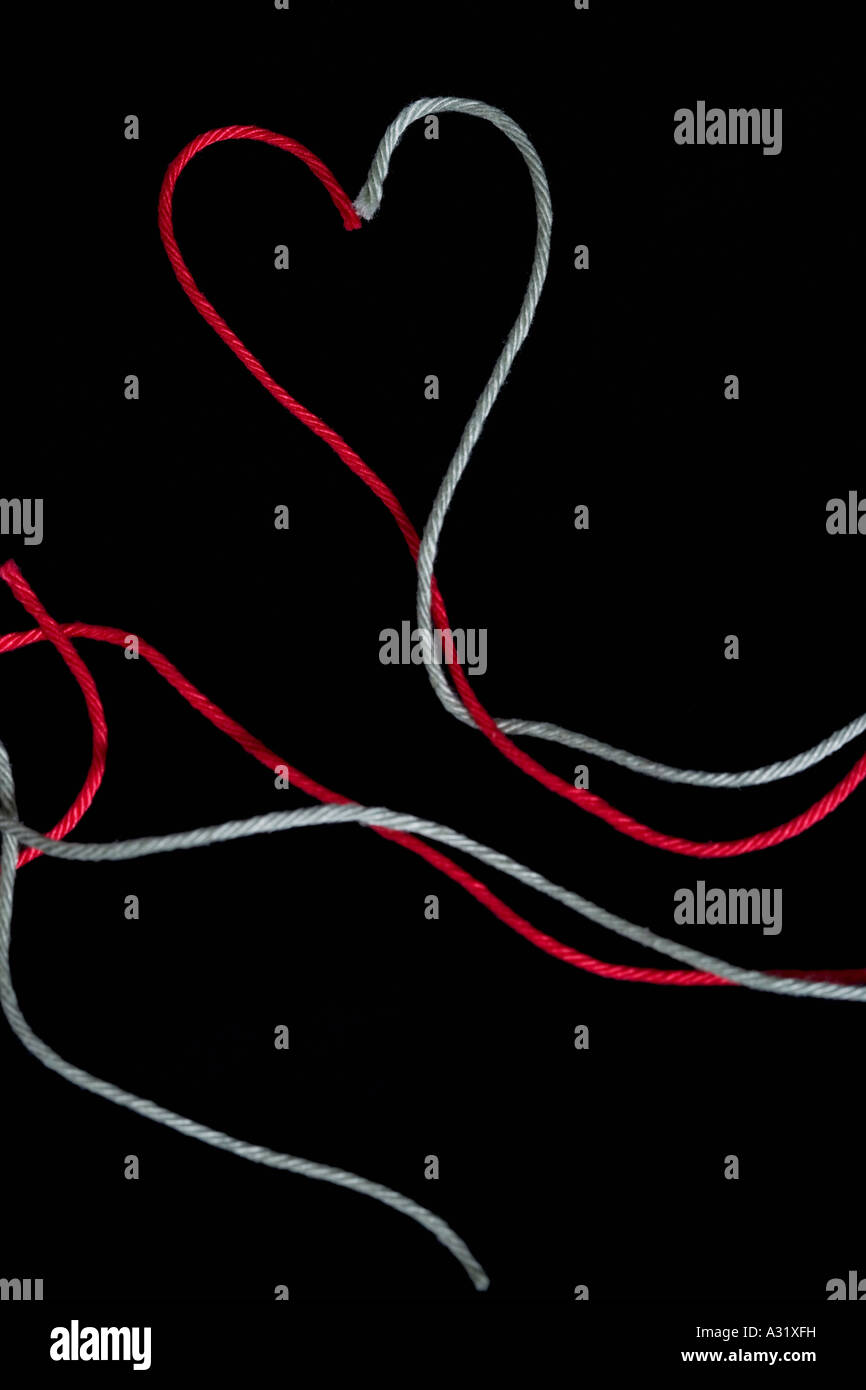 Heart shape outline in wool Stock Photo - Alamy