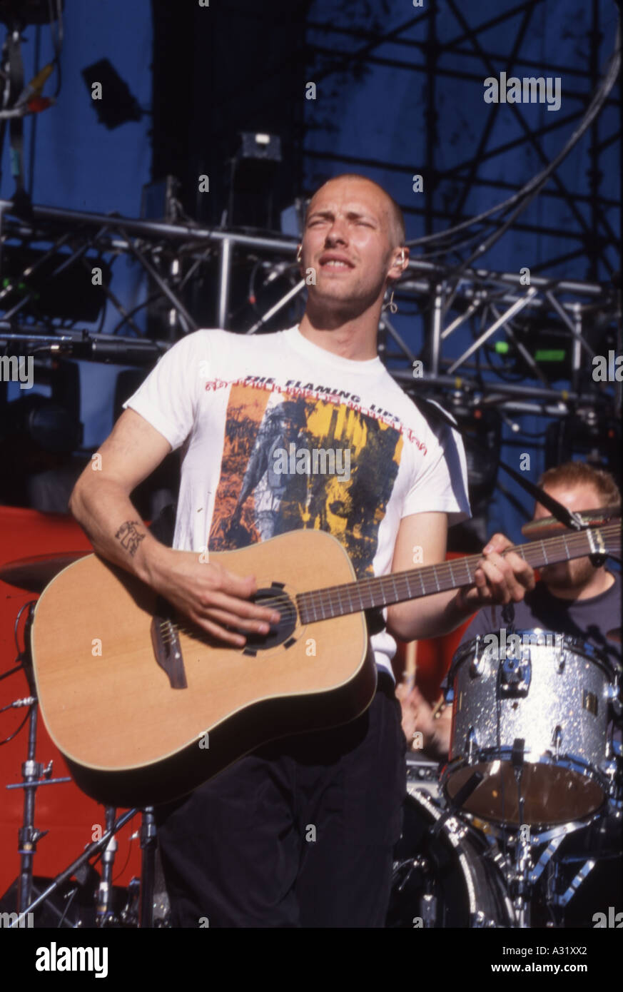 Coldplay 2001 hi-res stock photography and images - Alamy