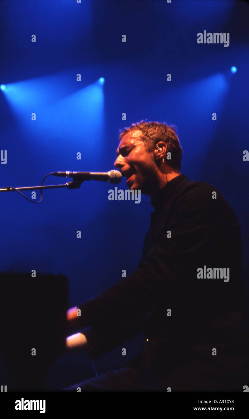 COLDPLAY UK band in 2002 Stock Photo - Alamy