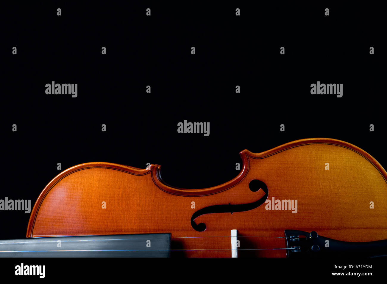 Detail of a violin Stock Photo - Alamy
