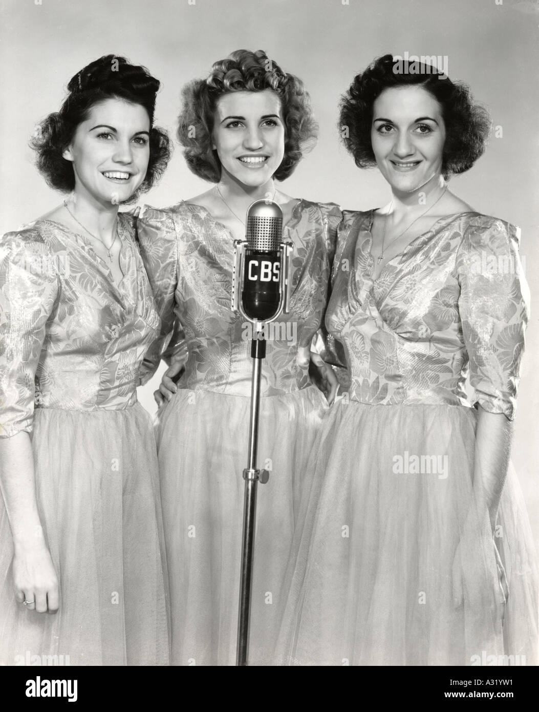 ANDREWS SISTERS US vocal group from left Maxene, Patty and LaVerne ...