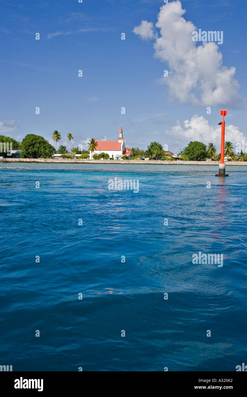 Takaroa atoll hi-res stock photography and images - Alamy