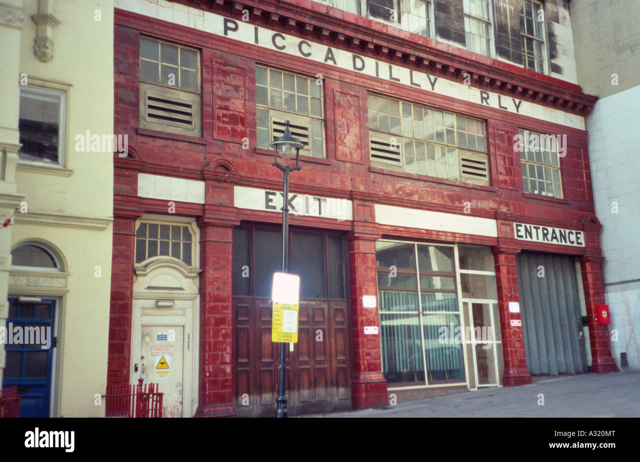 Disused underground station, Strand station, Surrey Street, Piccadilly ...