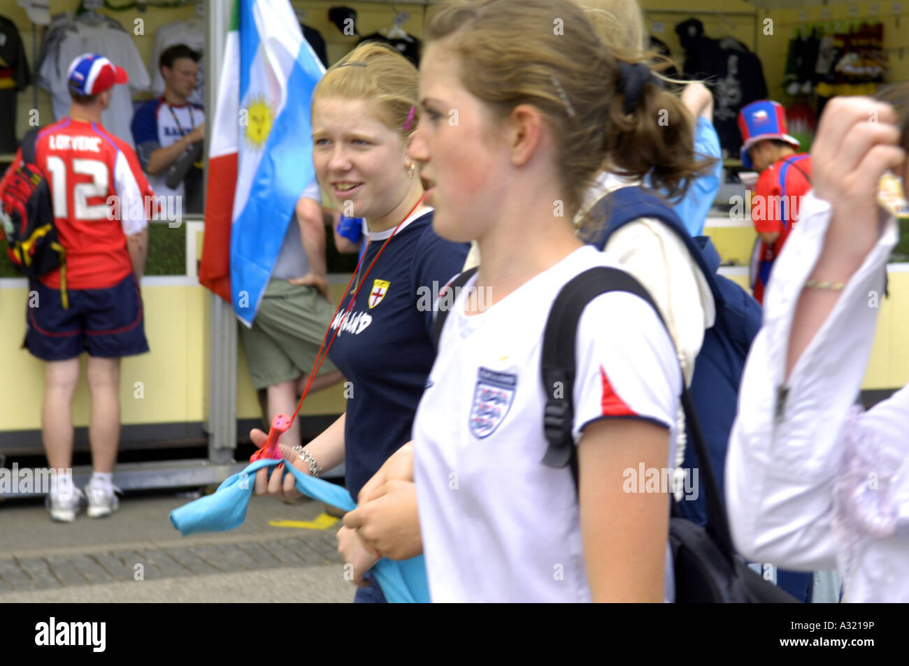 girls england english fifa hamburg fanfest football soccer fans ...
