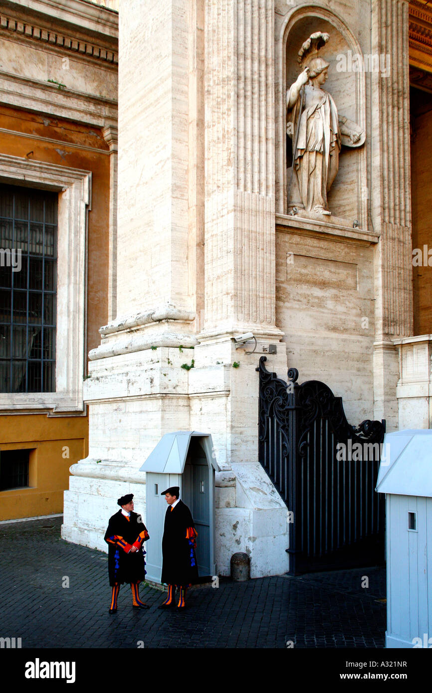 Swiss Guard outside St Peters Basilica Rome Italy Stock Photo - Alamy