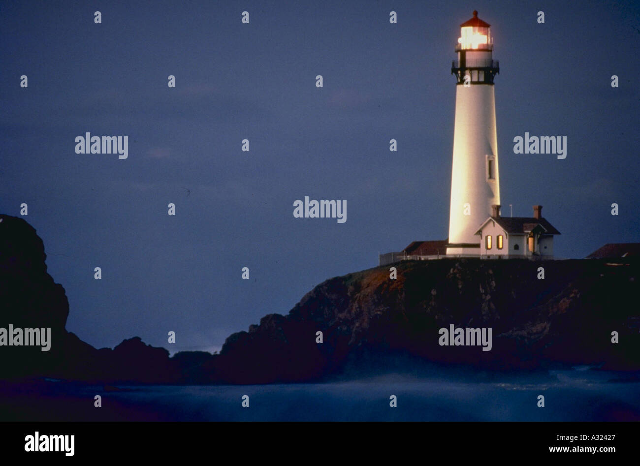 Pigeon Point Lighthouse at night Santa Cruz California Stock Photo - Alamy