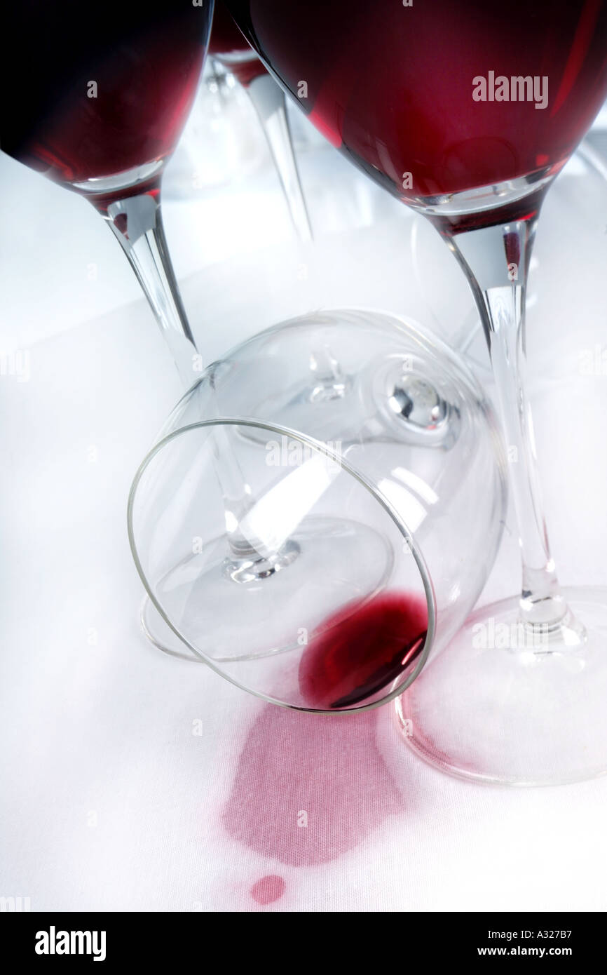 SPILT RED WINE Stock Photo - Alamy