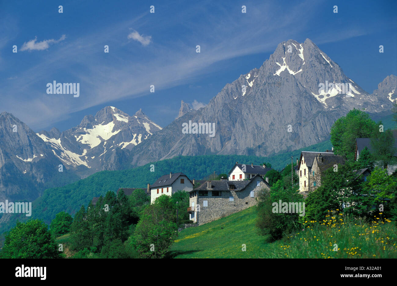 Aspe valley france pyrenees hi-res stock photography and images - Alamy
