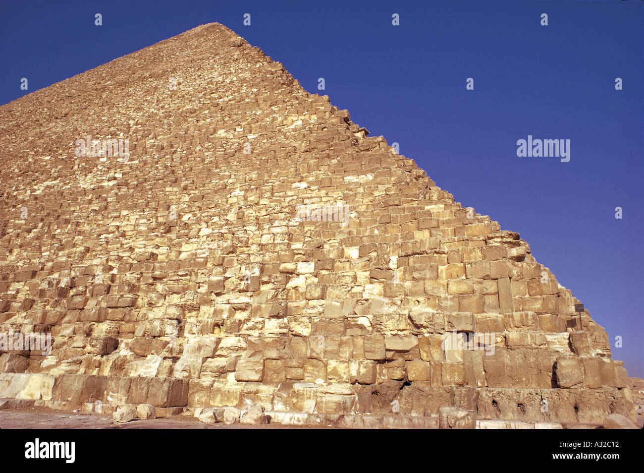The Great Pyramid of Giza (also known as the Pyramid of the Pharaoh ...