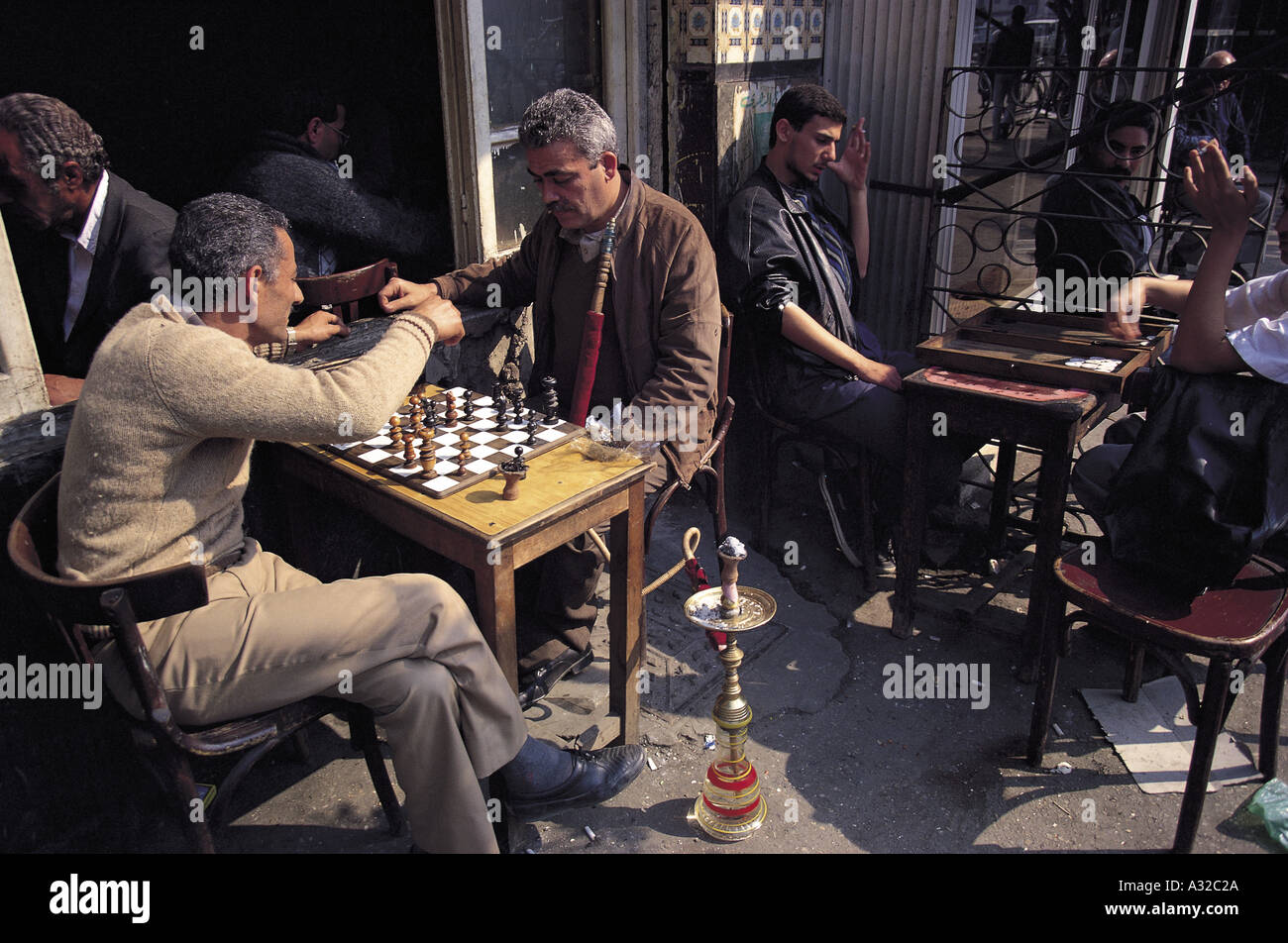 Draughts men hi-res stock photography and images - Alamy