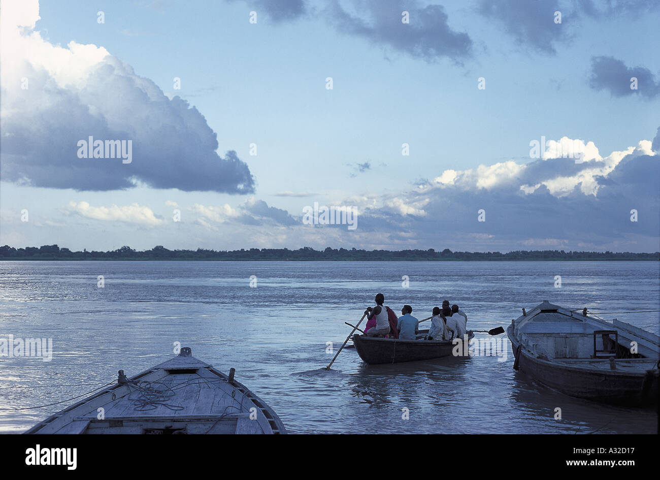 Chilka lake hi-res stock photography and images - Alamy