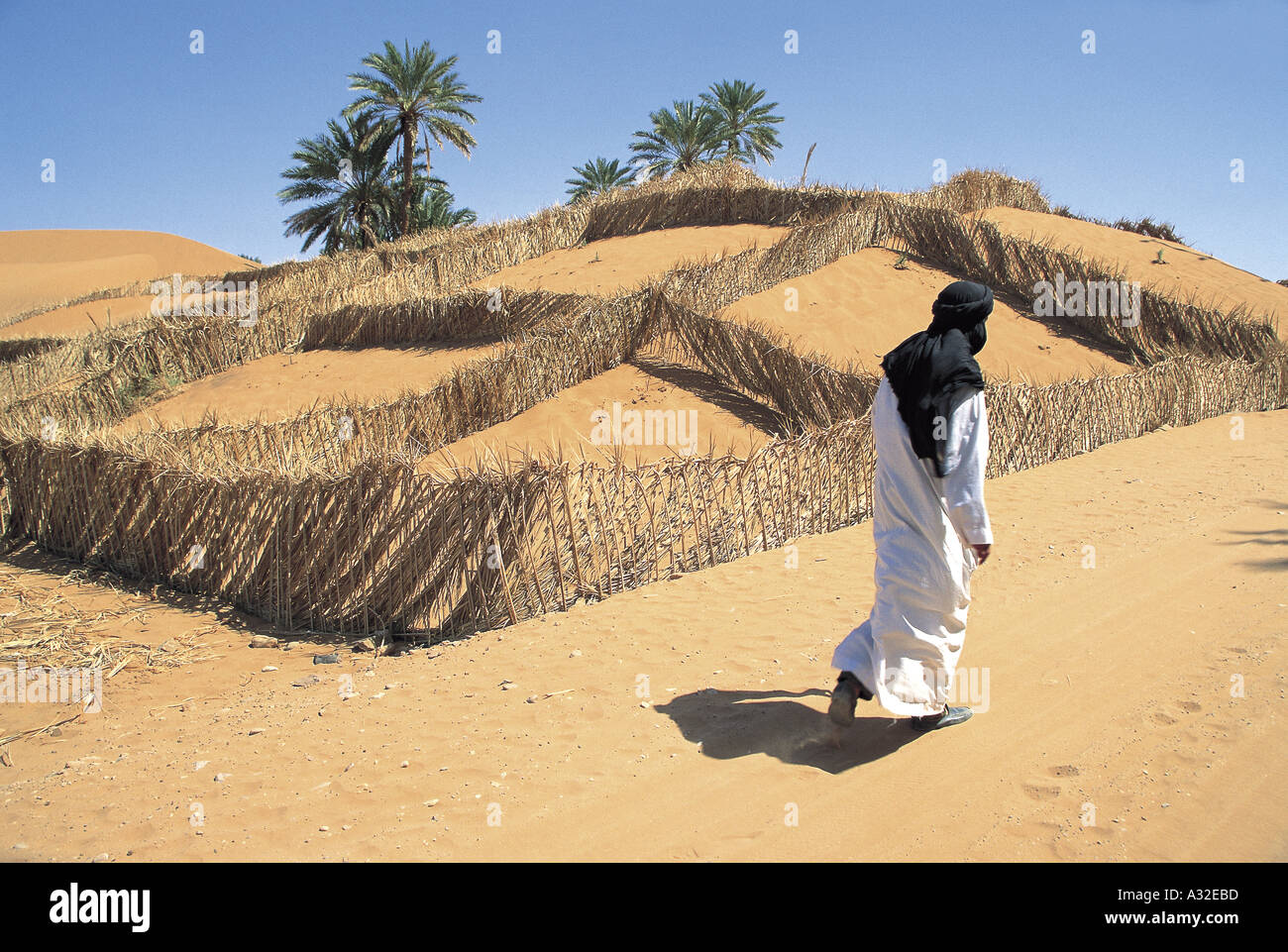 Sand barriers africa hi-res stock photography and images - Alamy