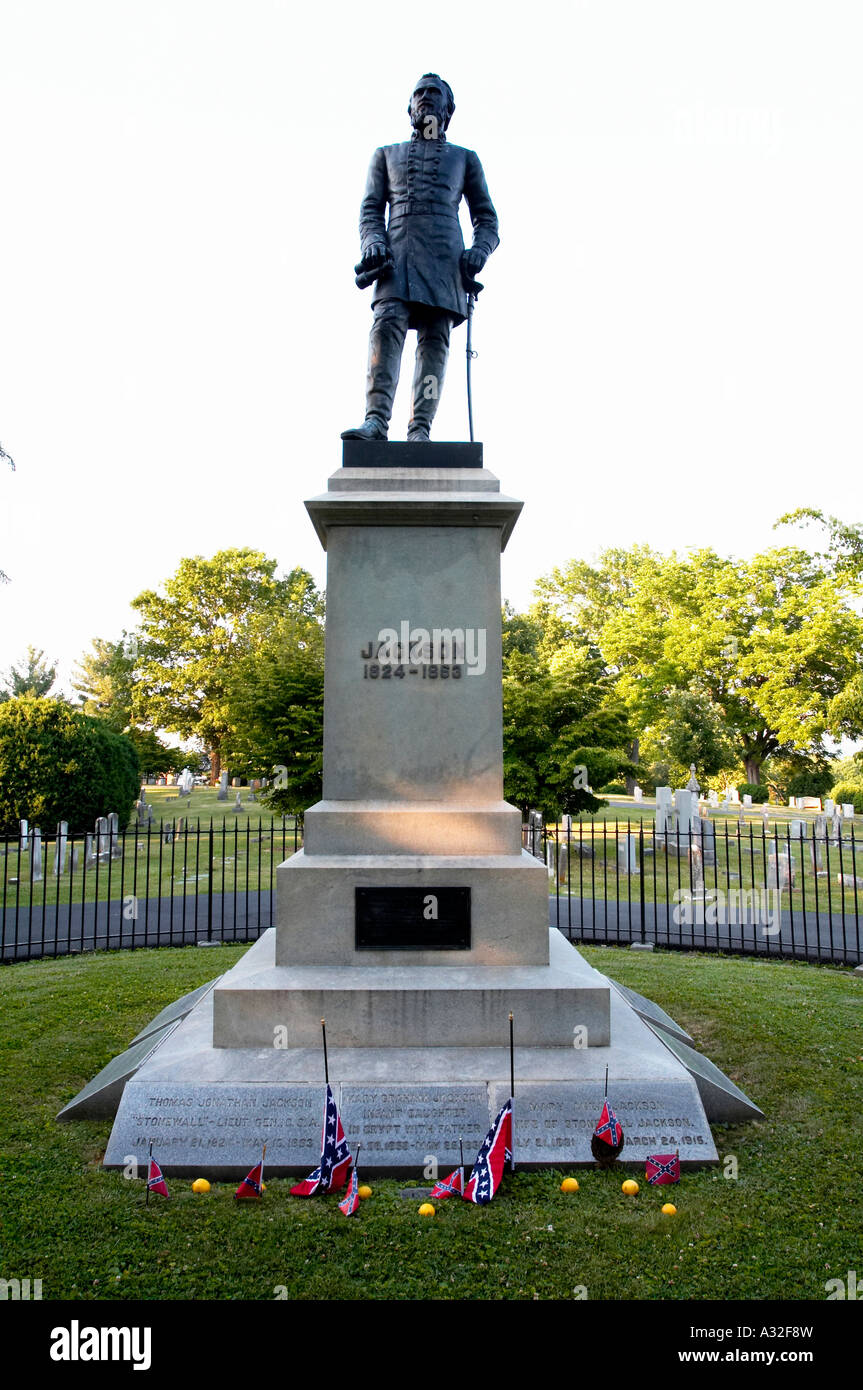 Stonewall Jackson Statue
