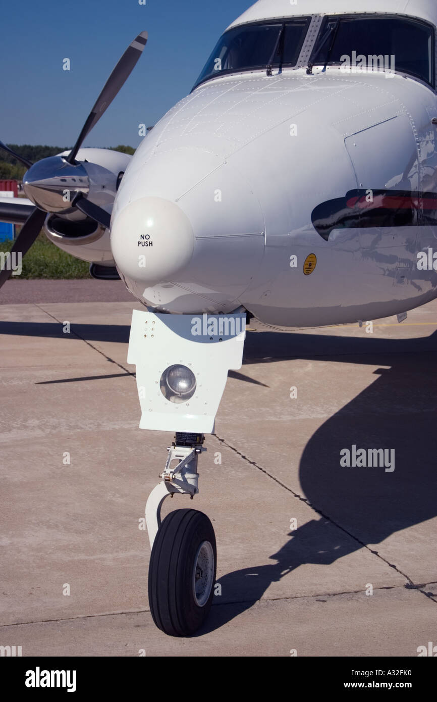Aircraft nose hi-res stock photography and images - Alamy
