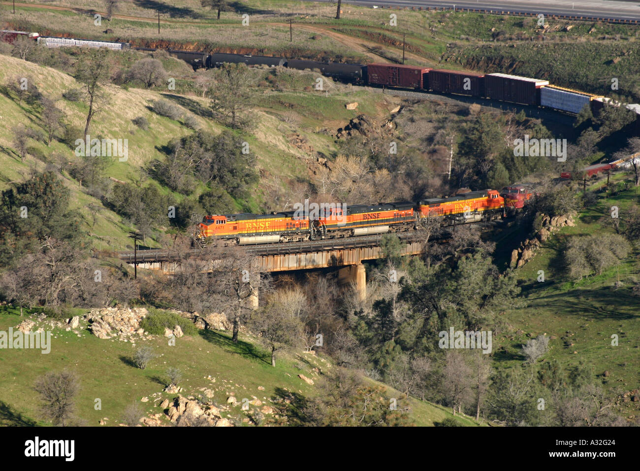 BNSF Freight Train at Tehachapi Loop California USA Stock Photo - Alamy