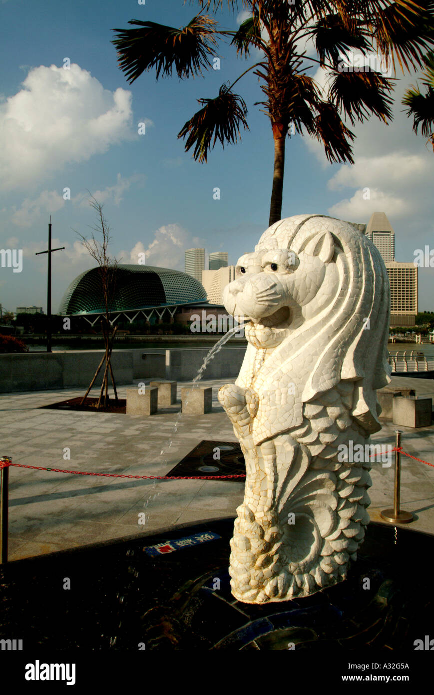Merlion Marina Bay Singapore Stock Photo - Alamy