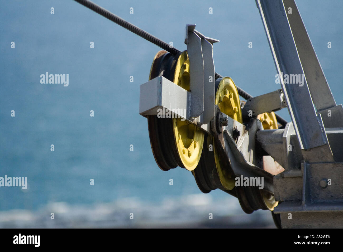 Rope mechanism hi-res stock photography and images - Alamy