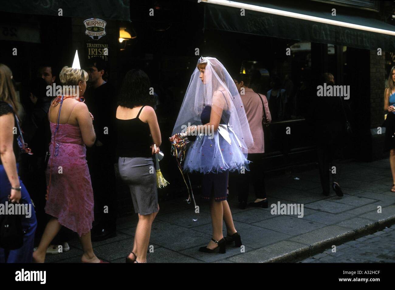 Barry lewis hi-res stock photography and images - Alamy