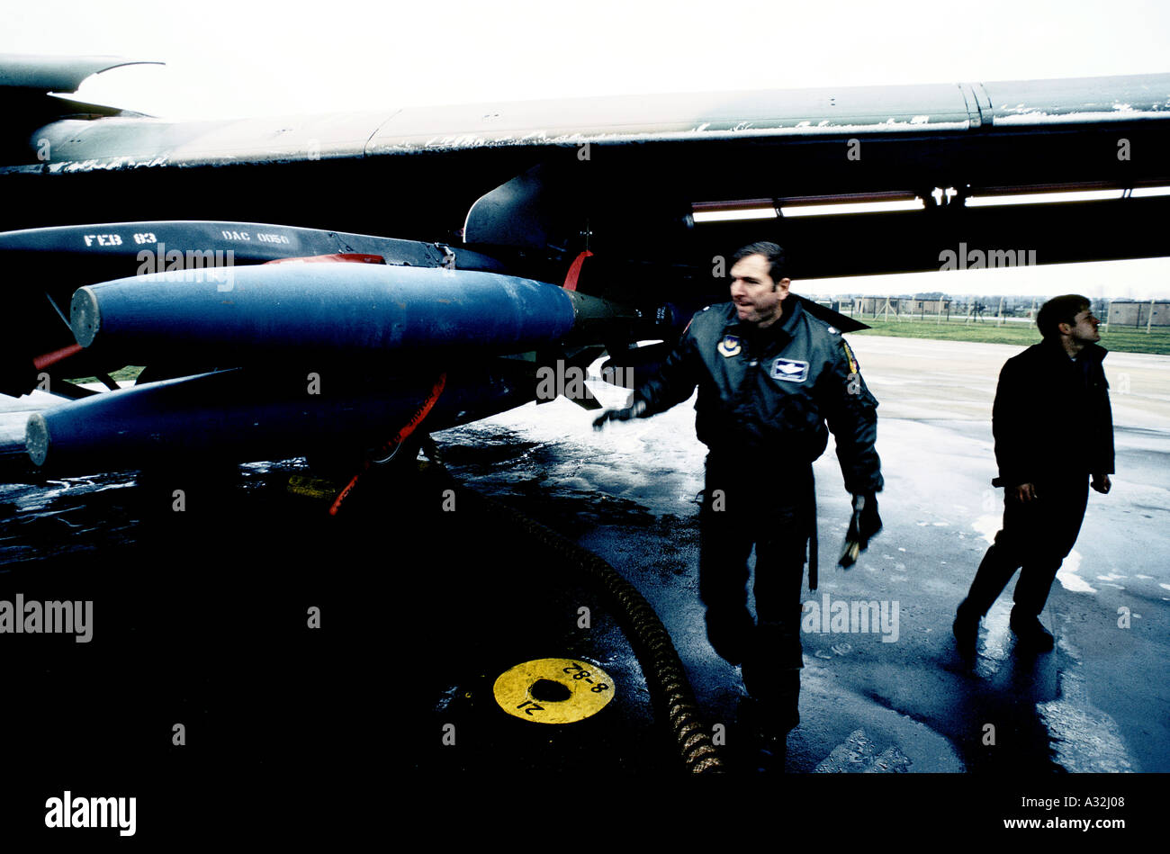 raf lakenheath usaf base pilot checking bomb load 1982 Stock Photo - Alamy
