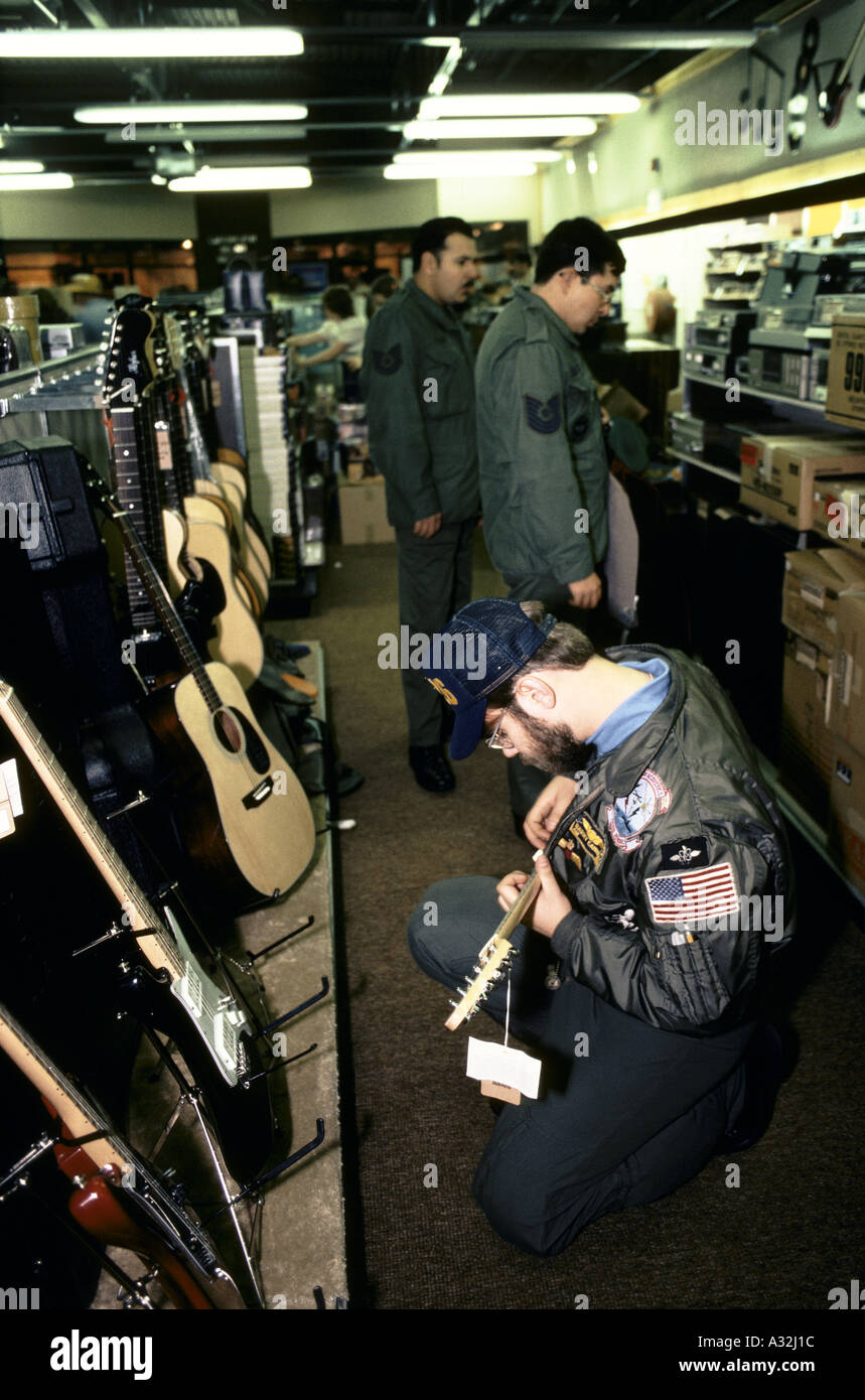 Raf lakenheath usaf base serviceman hi-res stock photography and images ...
