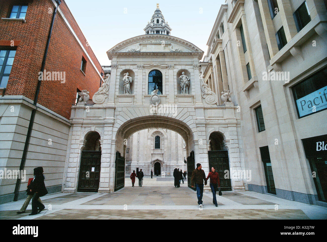Temple bar london hi-res stock photography and images - Alamy