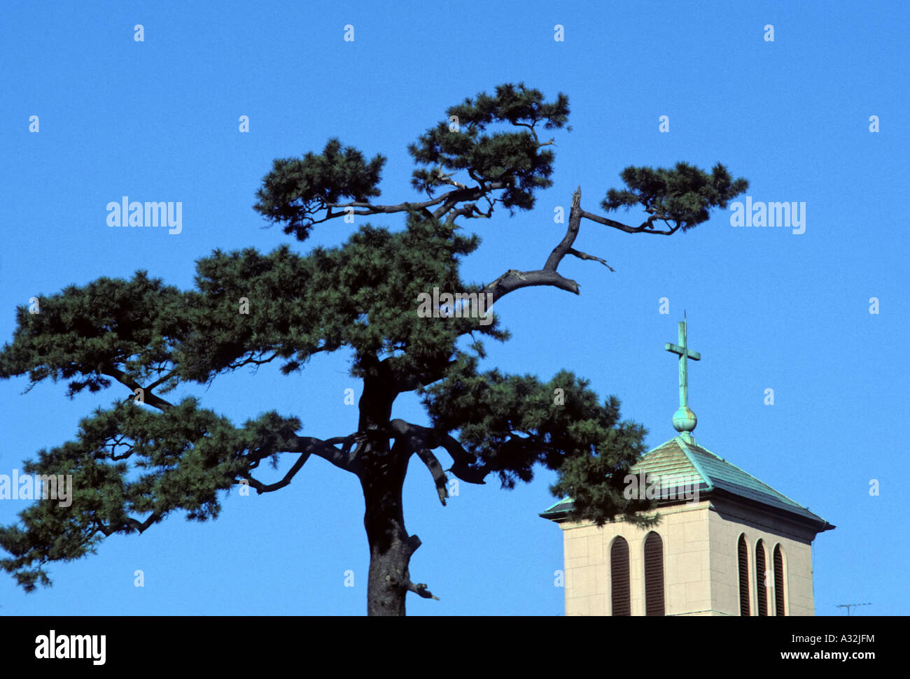 Yotsuya tokyo hi-res stock photography and images - Alamy