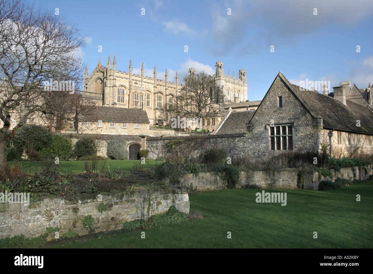 University cathedral hi-res stock photography and images - Alamy