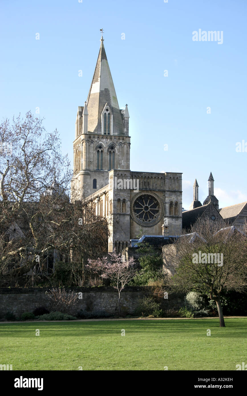 University cathedral hi-res stock photography and images - Alamy