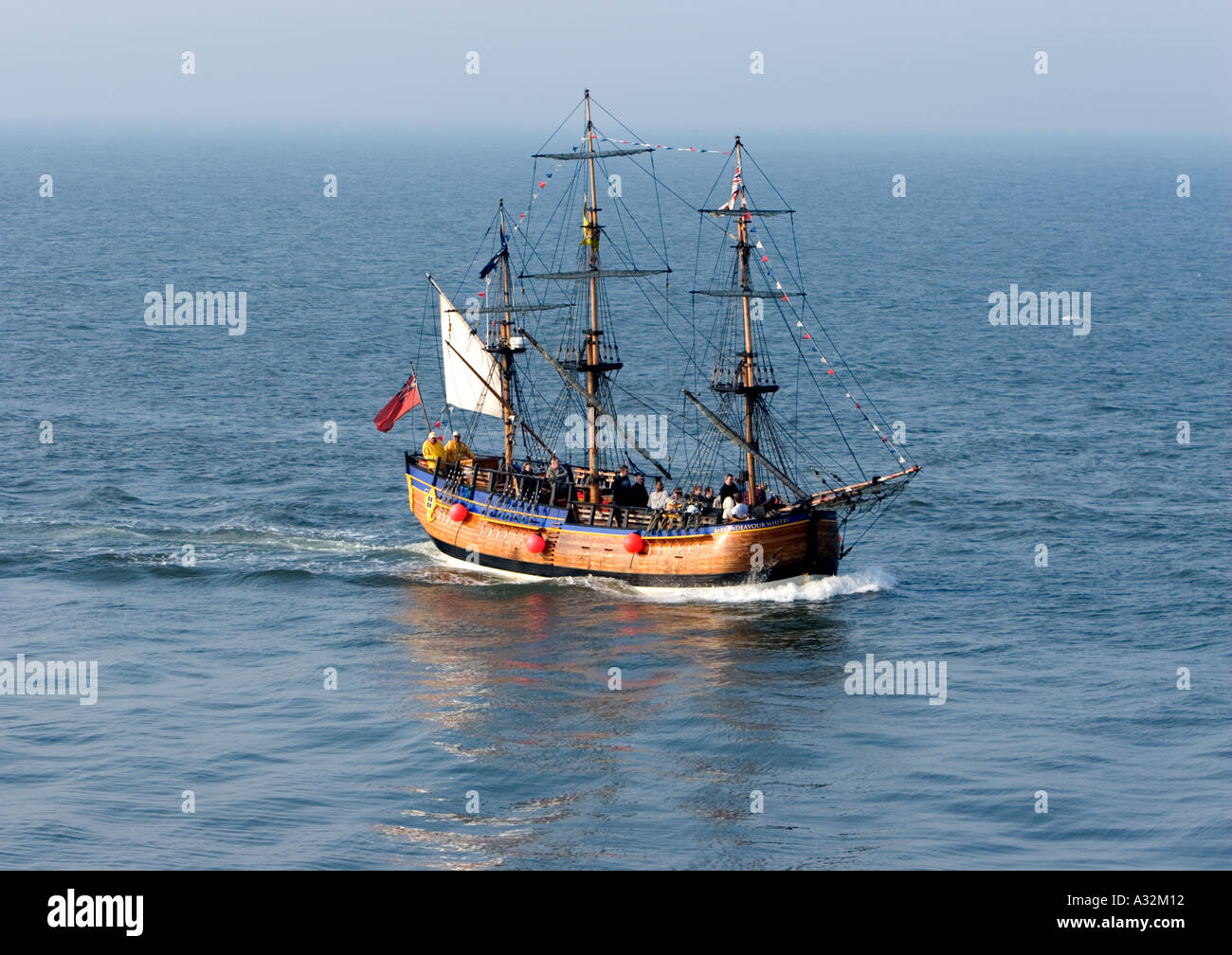 Three masted galleon hi-res stock photography and images - Alamy