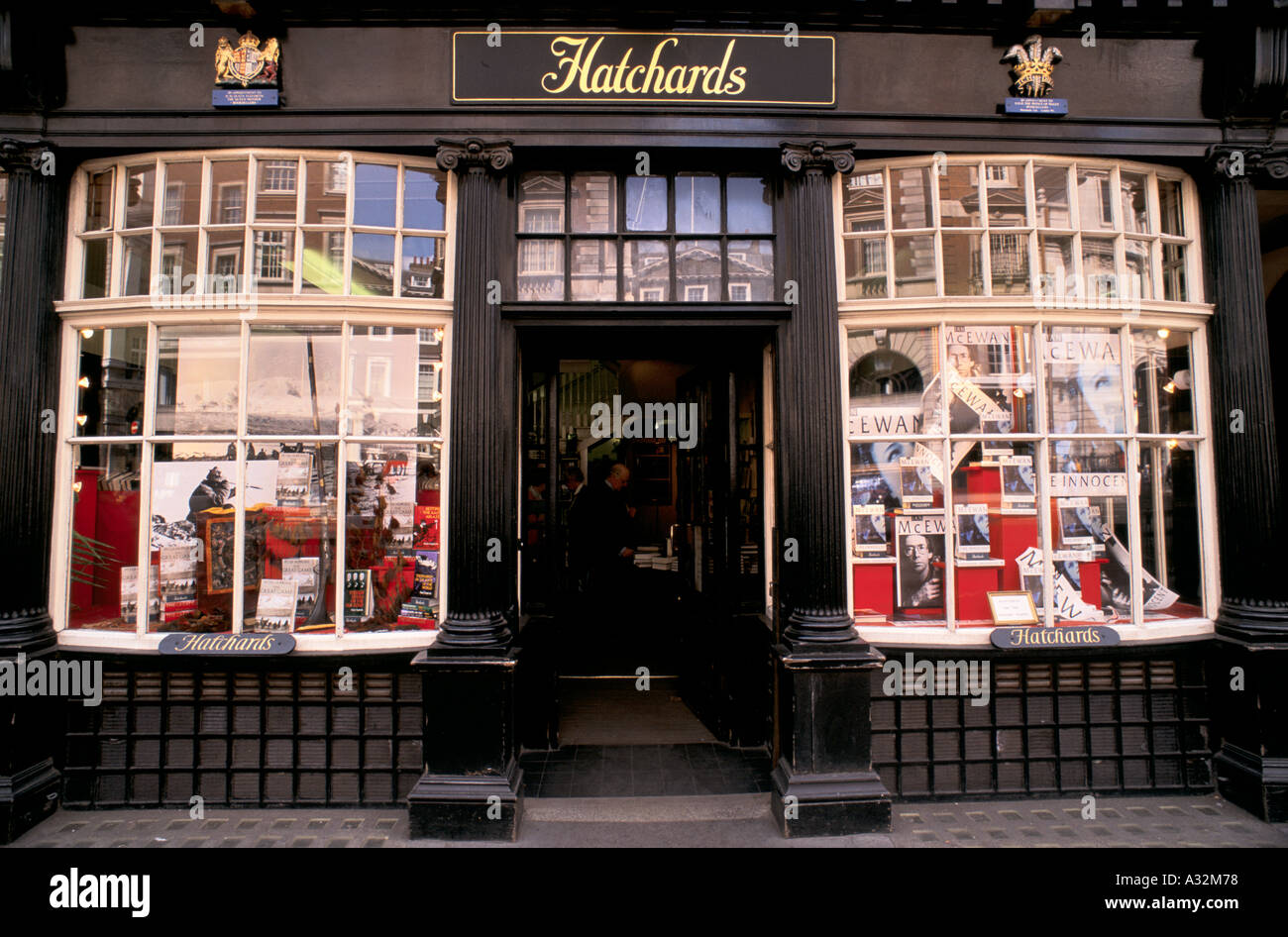 entrance to hatchards bookshop piccadilly Stock Photo - Alamy