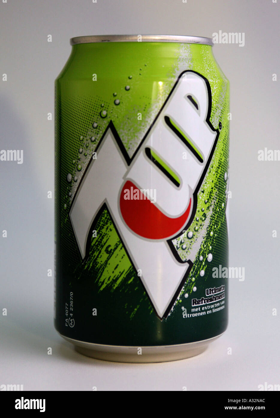 7 up can hi-res stock photography and images - Alamy