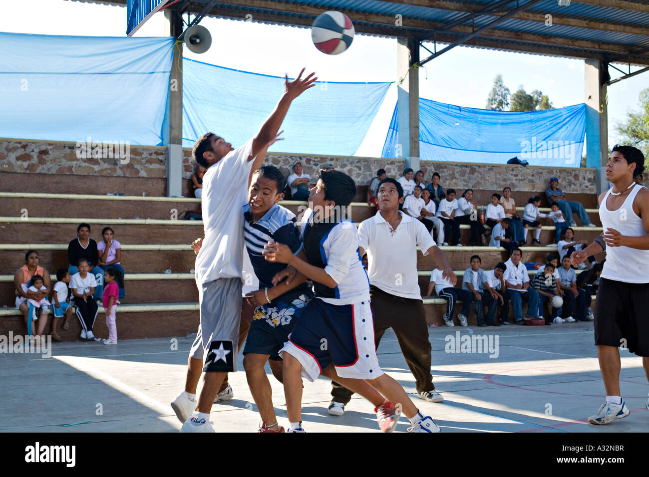 MEXICO San Miguel de Allende Young Mexican boys play basketball on ...